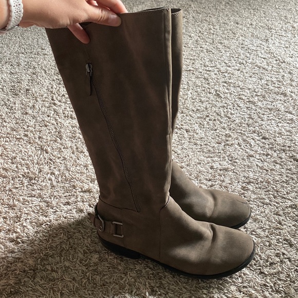 American Rag | Shoes | American Rag Faux Suede Boots With Cute Lining ...